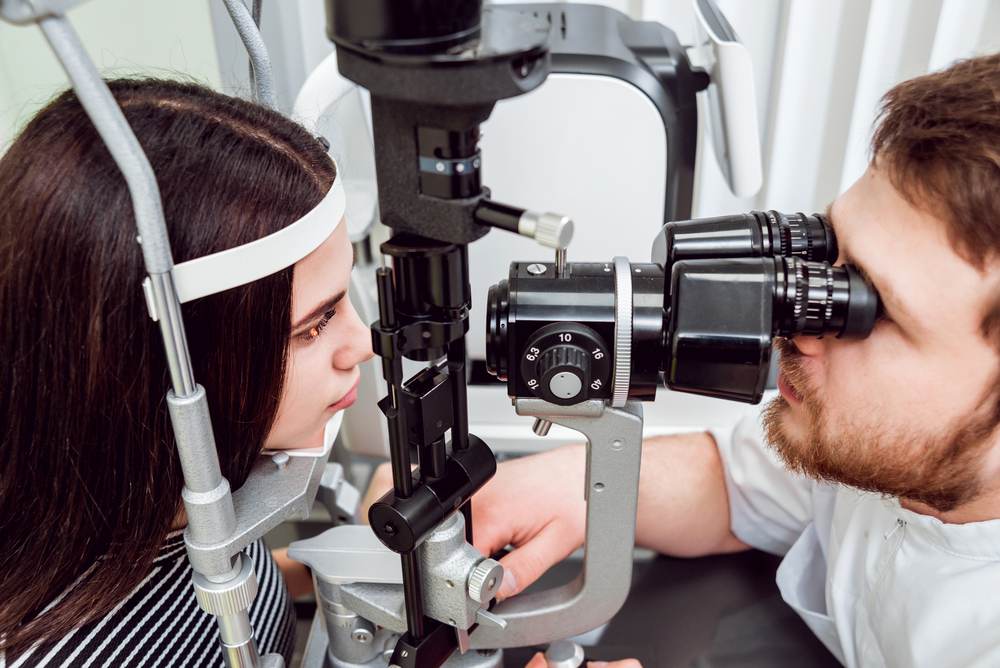 Fundoscopia: o que é quando fazer? - Clínica de Olhos
